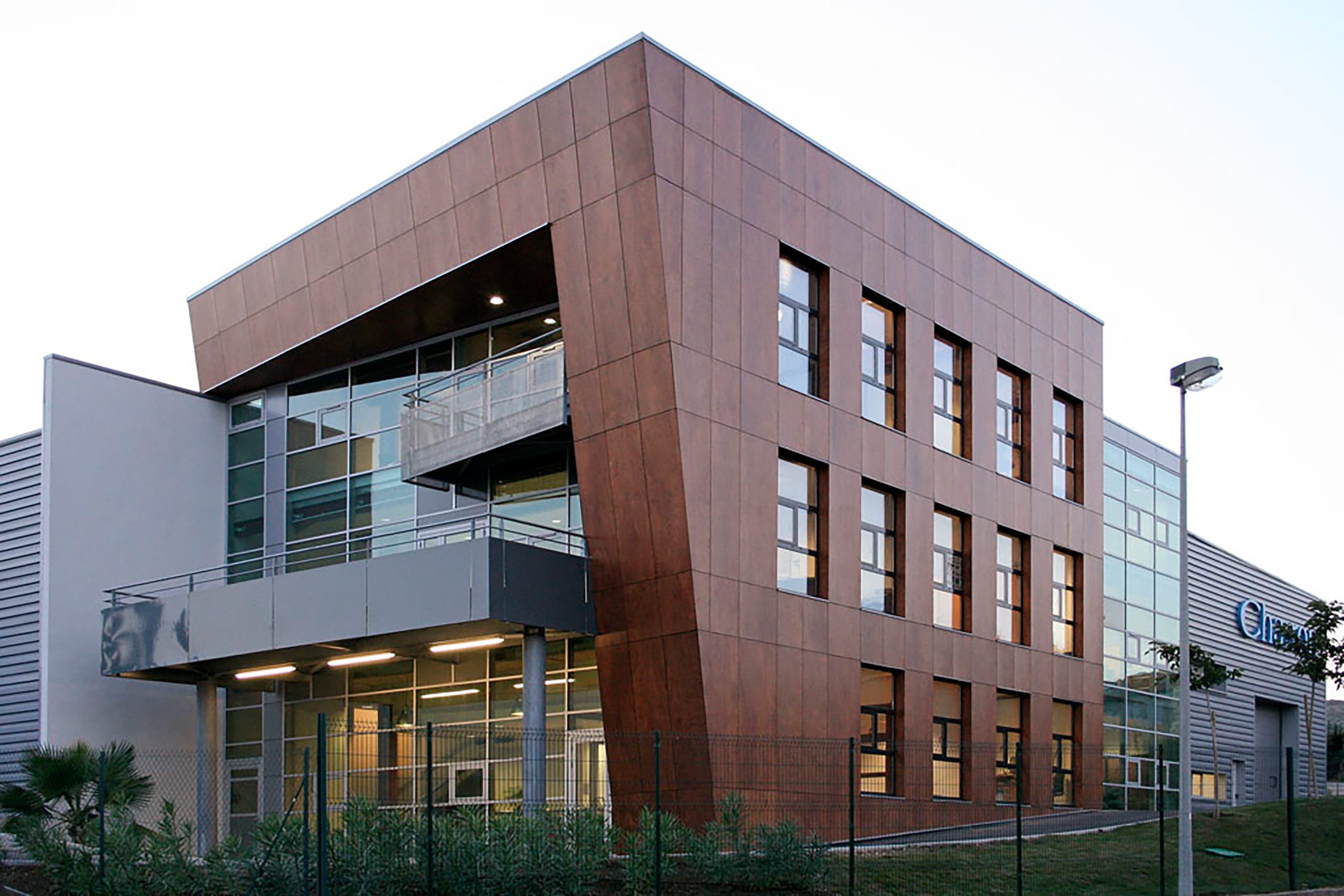 Siège Charron Inox - architecture | urbanisme | paysage | map